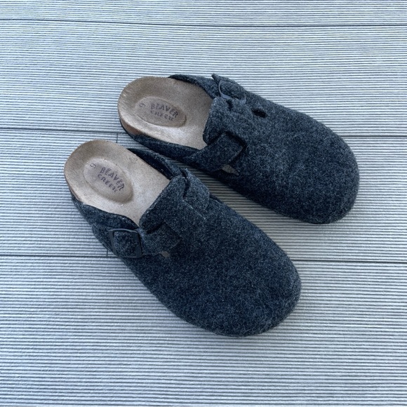 Beaver Creek | Shoes | Y2k Gray Felt Slip On Clogs Beaver Creek Womens ...